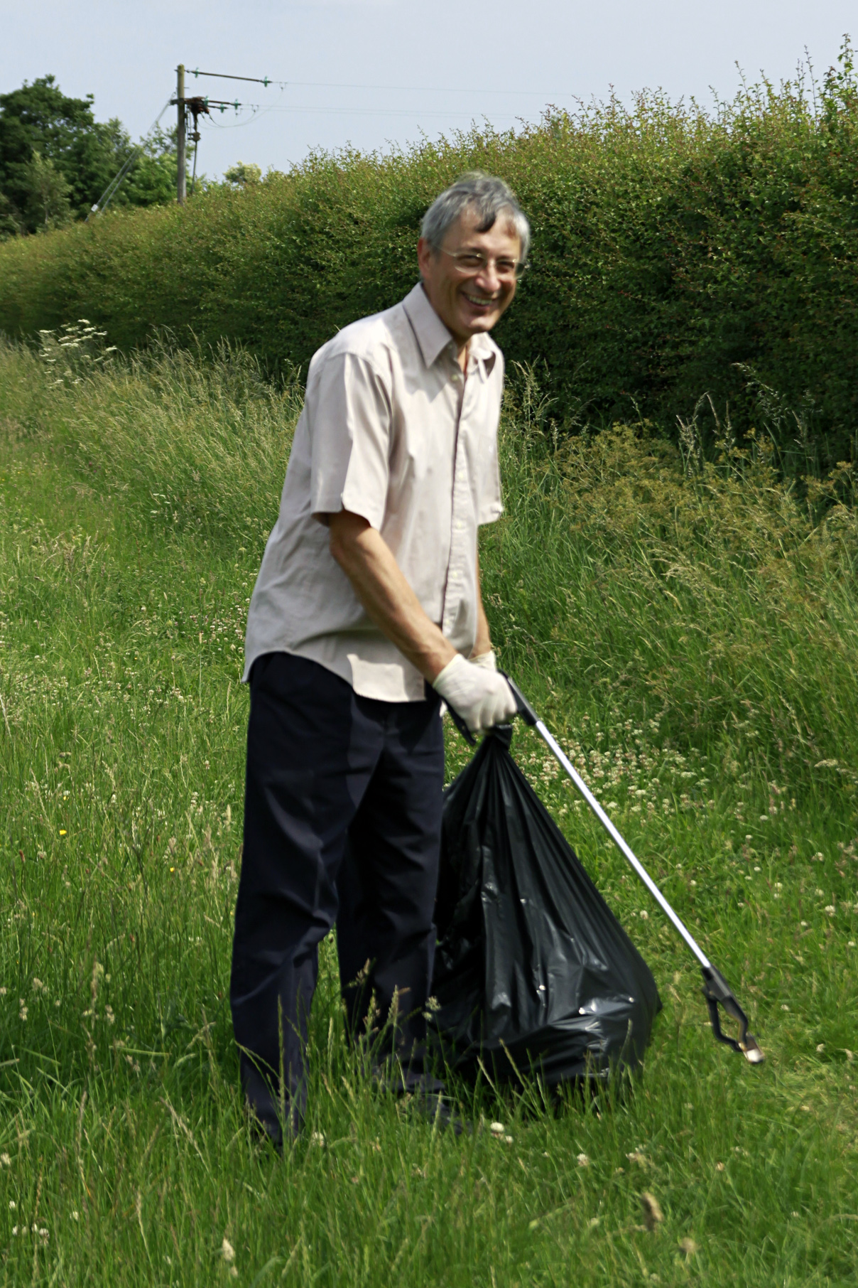 Litter picking - SPIOTA