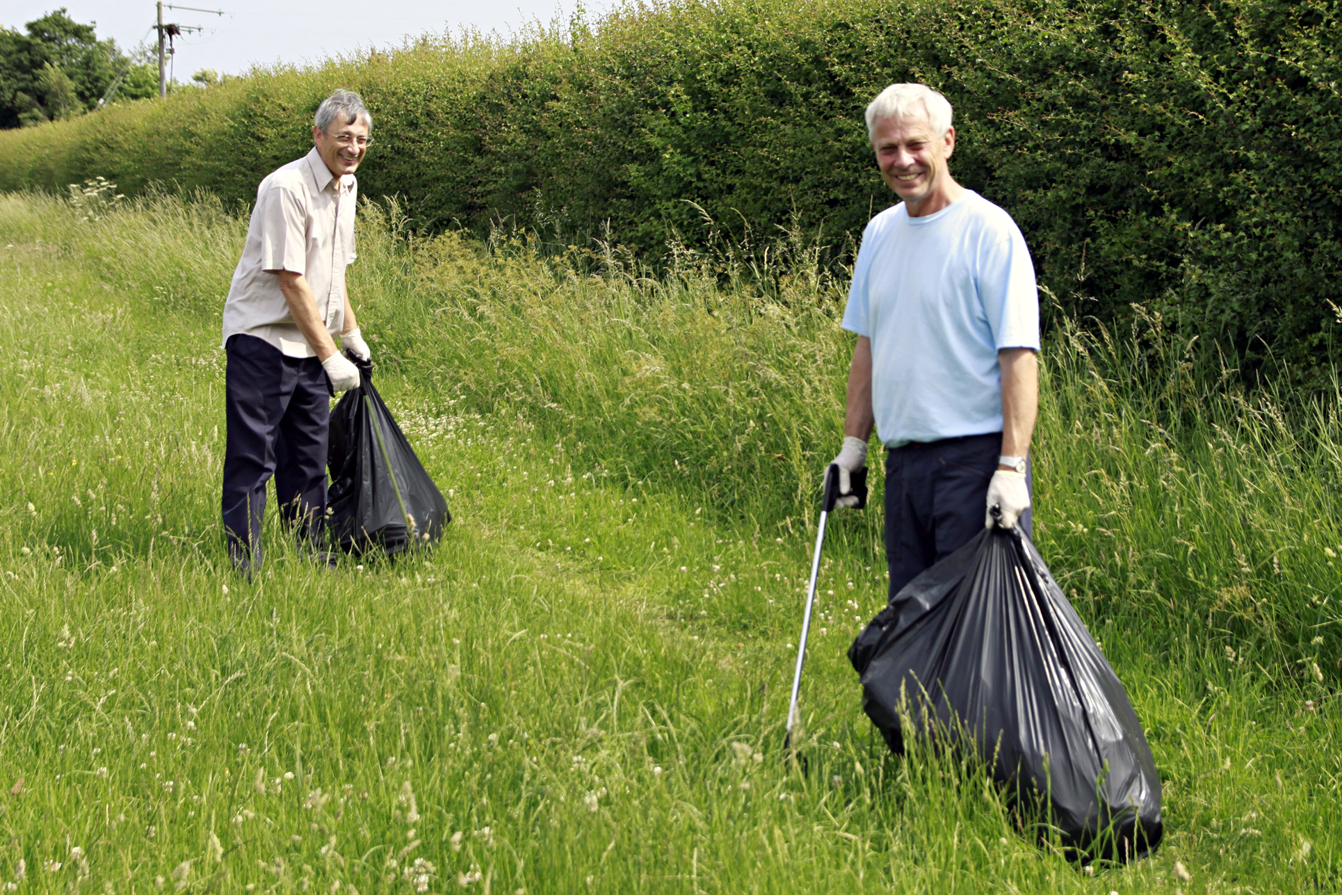Litter picking - SPIOTA